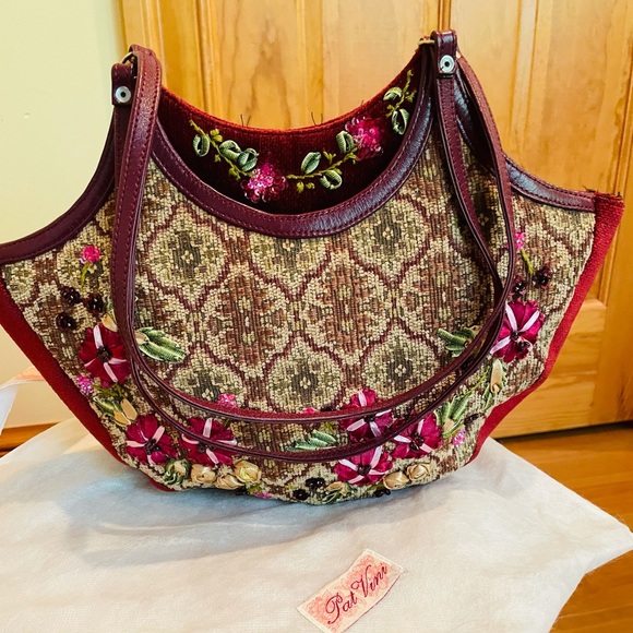 Pat Vine | Bags | Pat Vine Beaded Tapestry Purse | Poshmark